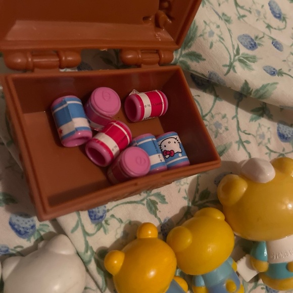Sanrio | Toys | Hello Kitty And Friends Toy Set With Brown Treasure ...
